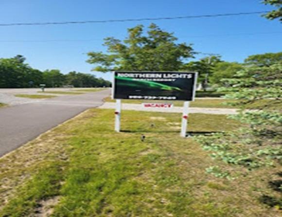 Northern Lights Beach Resort - Tawas City, MI