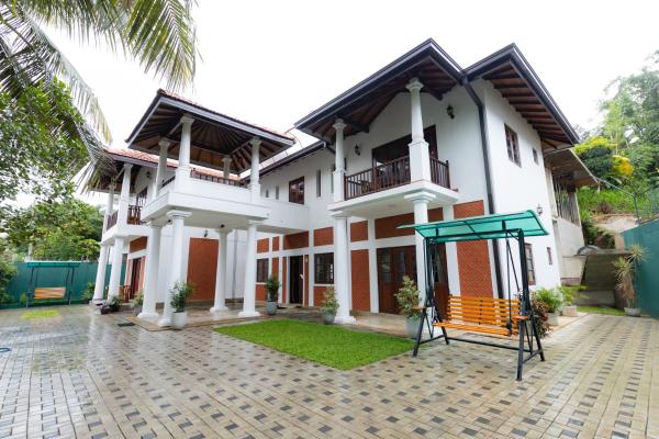 Ceylon Holiday Homes - Kandy