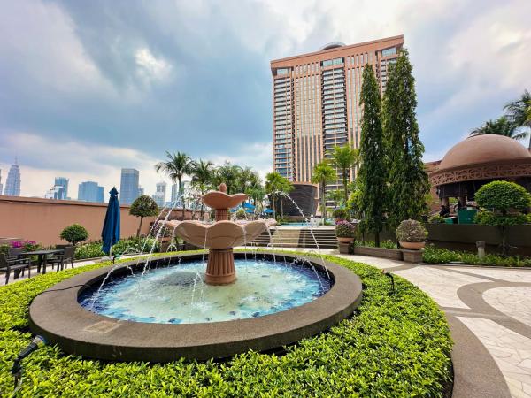 Lux Service Suites Berjaya Time Squre - Kuala Lumpur