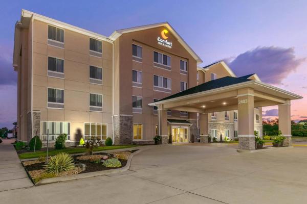 Comfort Inn & Suites Marion I-57 - Marion, IL