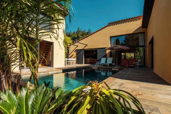 Villa Emeraude - Luxe, Calme & Piscine Privée - Ibis Budget Perpignan Sud