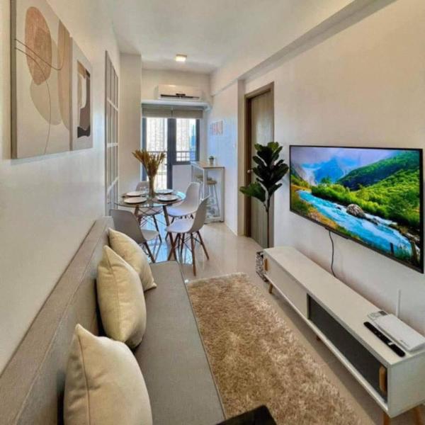 Stylish City Escape In Mandaluyong - Central Condo Living - Cuba