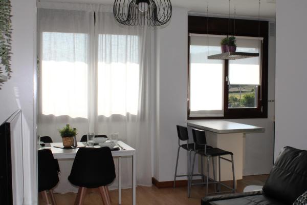 Coqueto Apartamento Con Parking By Bebalmy - Gijón