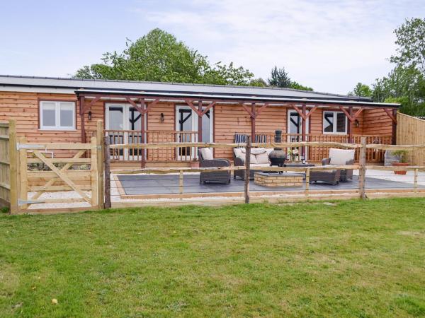 Cedar Lodge - Kent