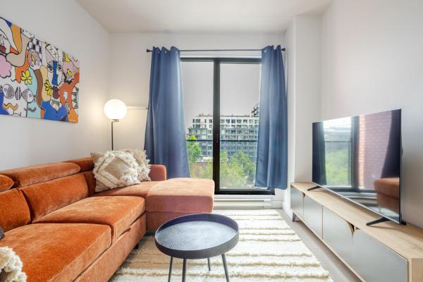 Modern Heritage Stay Upscale 2br In Old Port - Lasalle