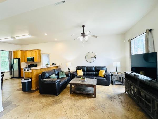 Chateau 8 - Hammond, LA