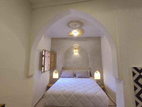 Riad E&j Marrakech Médina 5 Ch Climatisées, Piscine Chauffée, Exclusif - Marrakesch