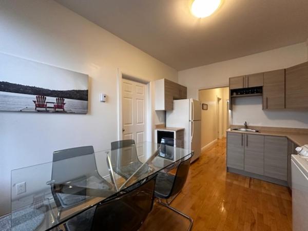 Full Kitchen 10min From Dtown Room B - Brossard