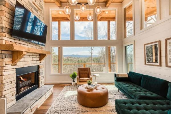 Modern Luxury - Ev Charger Hot Tub & Epic Views - Blue Ridge, GA