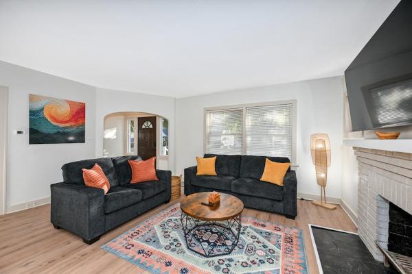 Cozy Home In Cleveland - Lyndhurst W Ac - Ohio