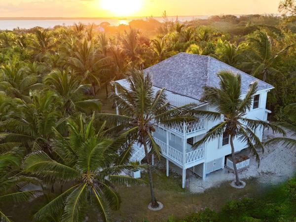 Hibiscus Hill Guest House - Elegant Garden Oasis, Pink Sand Bch Home - バハマ