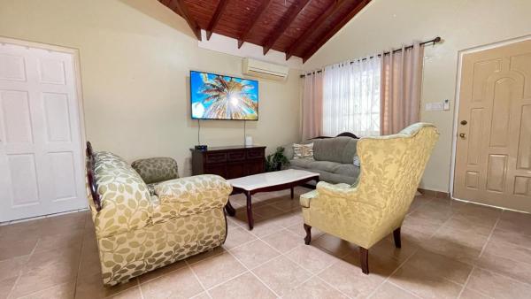 Serene Haven At Village Green - Jamaika
