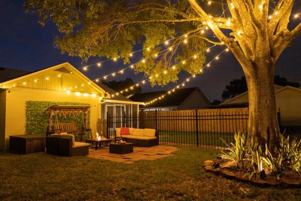 Natural Getaway With Lake View And Game Room! - Brandon, MB