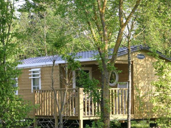Mobil-home 4 Pers Avec Terrasse à Chaillé-les-marais - Api-1-52-574 - Marans