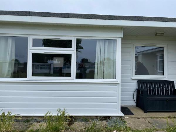 Two Bedroom Chalet - Hemsby