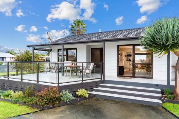 Chillax - Mangawhai Heads Holiday Home - Mangawhai