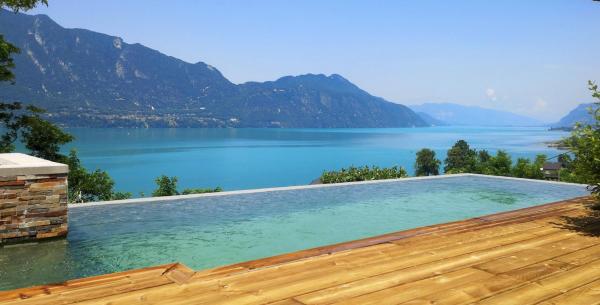 Tiny-pool-lake - Aix-les-Bains