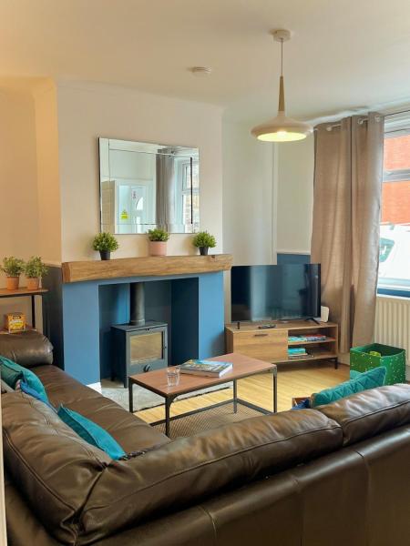 Your Ideal 3-bedroom Home To Stay In Leyland - Preston