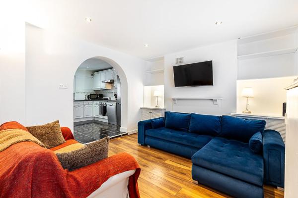Stylish Earl's Court Getaway - Brentford