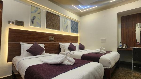 Hotel Maitreya Inn Near Cmc Hospital, Vit, Sripuram Temple,naruvi Hospital - Vellore