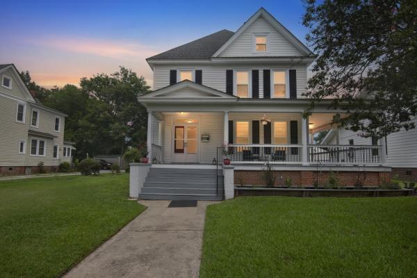 Historic Elegance In The Heart Of Elizabeth City Home - Camden, NC