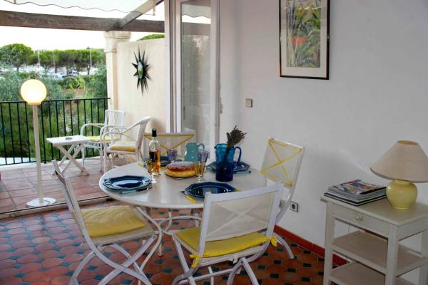 Soleil Bleu Appartement Les Pieds Dans L'eau - Grimaud