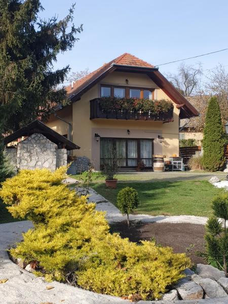 Levadászlak - Szekszárd