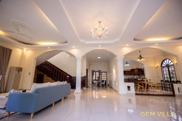 Gem Villa 10 - 5 Big Bedroom Big Pool Big Garden - Ho Chi Minh City