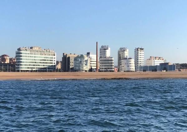 Albatros - Primera Linea De Playa - Wifi Gratis - Gijón