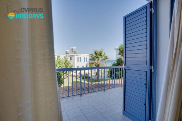 Ammos Villa 20 Side Seaview - Larnaca