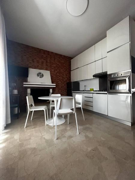 Apartment With Terrace - Pescara
