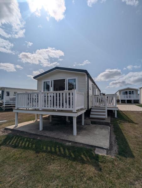 Modern Spacious Willerby Malton Caravan At Durdle Door Holiday Park, Close To Iconic Durdle Door & Lulworth Cove - Lulworth Cove