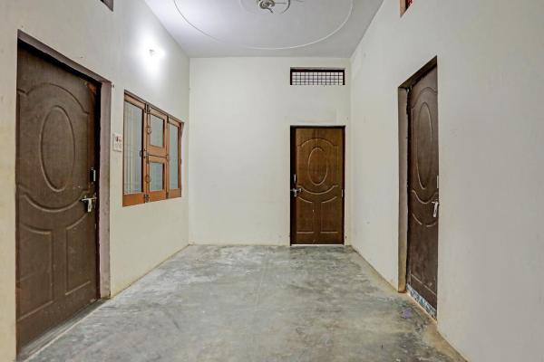 Hotel O Brothers - Dhampur