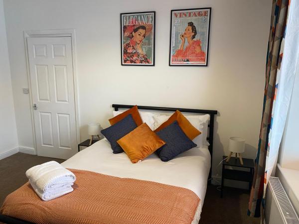 Caris - 2 Bedroom 4 Beds Ideal For Contractors - ゲーツヘッド