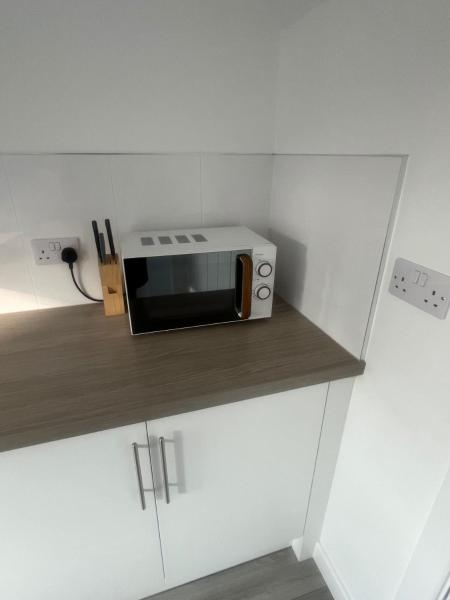 Oakwood Avenue Retreat - Charming 3 Bedroom House - Luton
