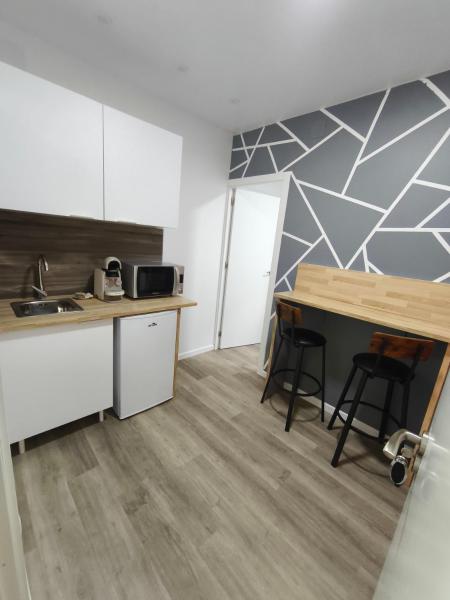 Estudio Moderno Con Wifi Y Aire Acondicionado Centro De La Jonquera Junto A La Frontera - La Jonquera