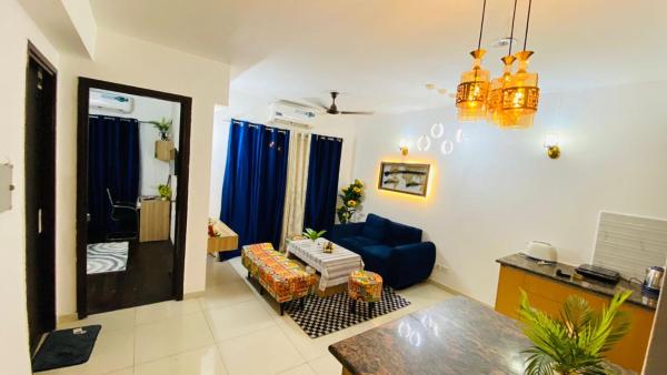 Zoom Stay Sector 168 Noida 1bhk - Noida