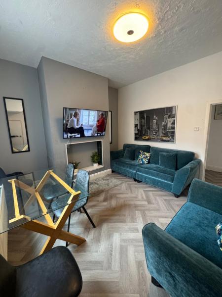 4 Bedroom House, Central City Location - Gateshead