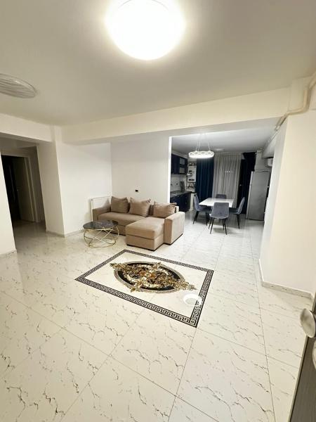Urban Luxe Apartment - Craiova