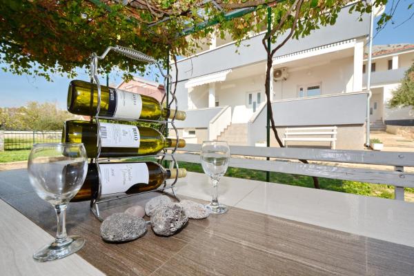 Apartments Busljeta - Starigrad