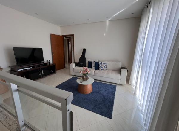Casa Alto Padrao - Pouso Alegre