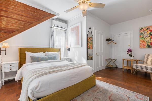 The Whitehead Room At Inn On Fleming Key West! - Key West, FL