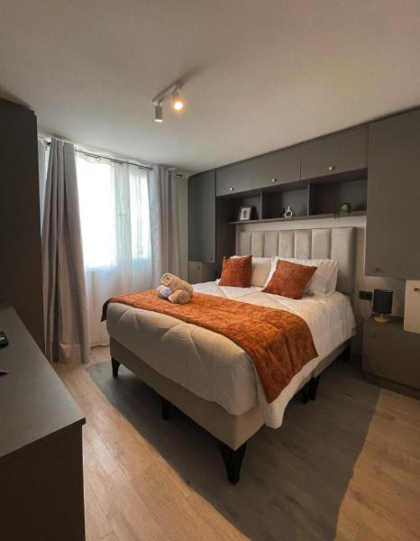 Departamento De 2 Habitaciones, Acogedor, A Pasos Del Metro ÑUble - Santiago