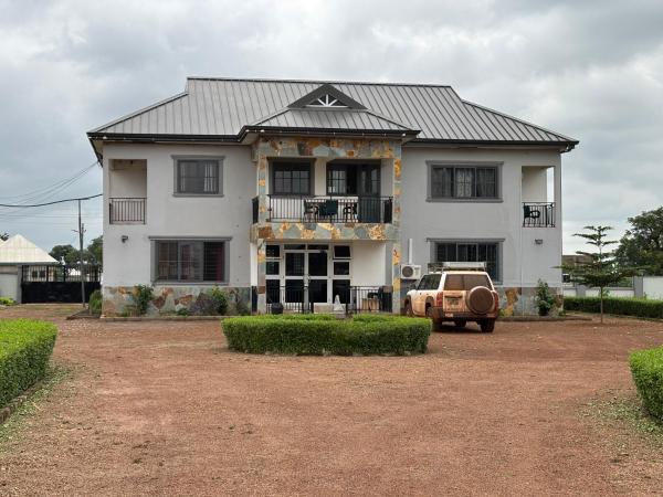 Serene Home - Ghana