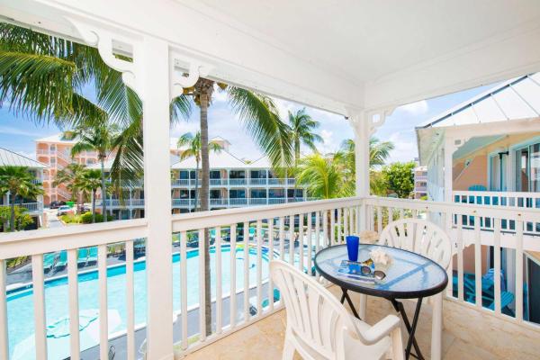 Morritt's Tortuga Club 1 Br Luxe Condo Sleeps 4 - Cayman Islands