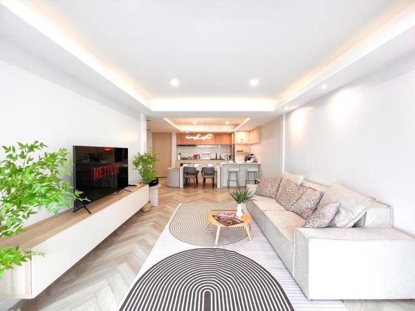 Onsen Wellness Retreat House - Bangkok