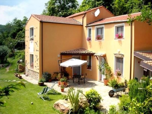 Belvilla By Oyo Cozy Holiday Home With Pool - Bergeggi