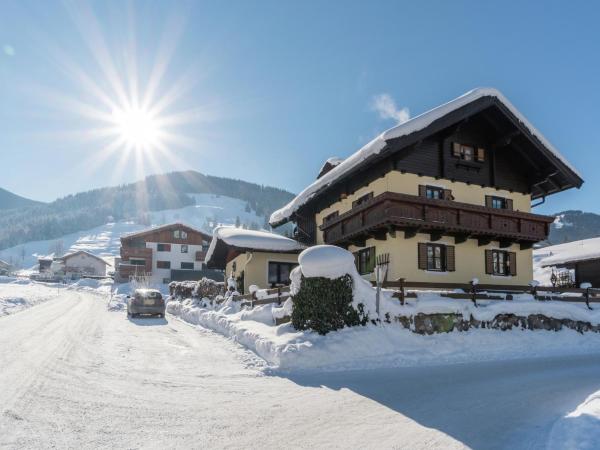Apartment In Leogang Near Ski Lift - Saalfelden am Steinernen Meer