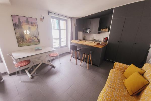 Duplex 32 M With Terrace In Downtown - Villeneuve-lès-Avignon