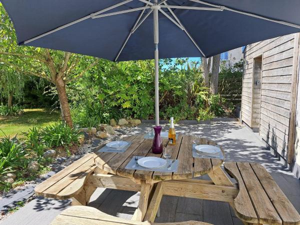 Holiday Home Close To Beach, Cléder - Cléder